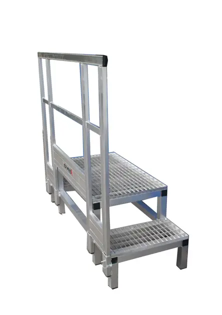 Cargo Custom Made - Aluminum stools